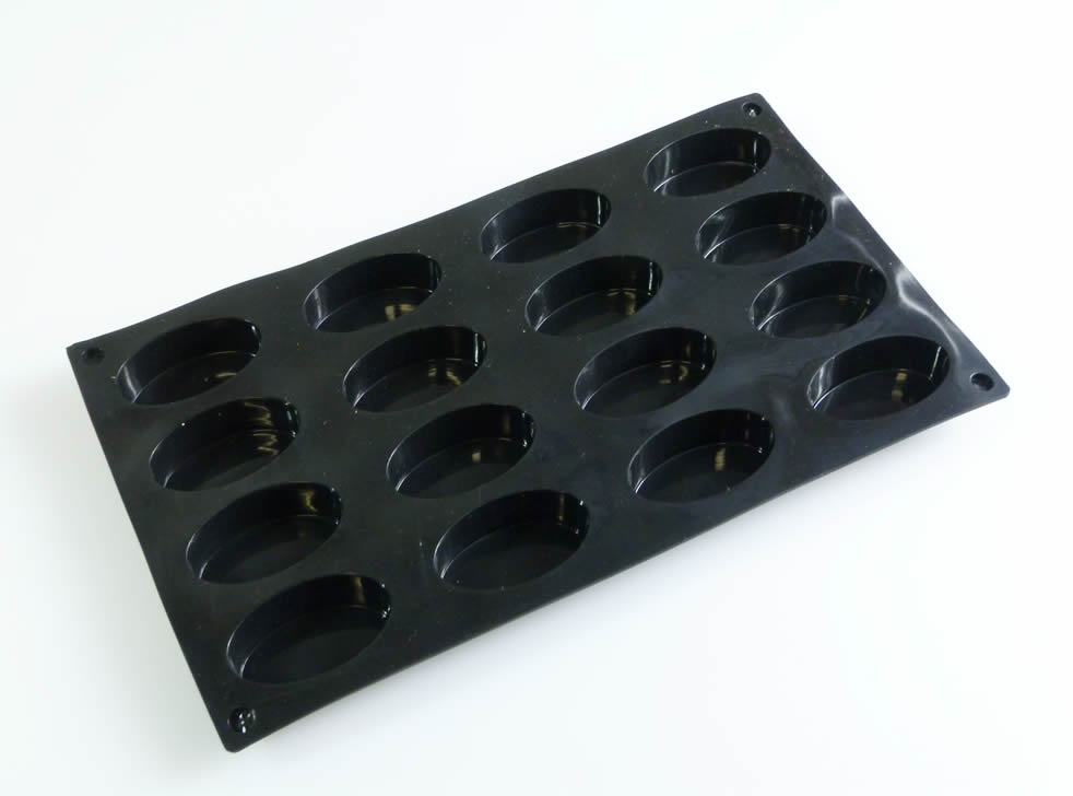 16 cell Oval Chocolate / Mini Friand Silicone Cake Baking Mould ...