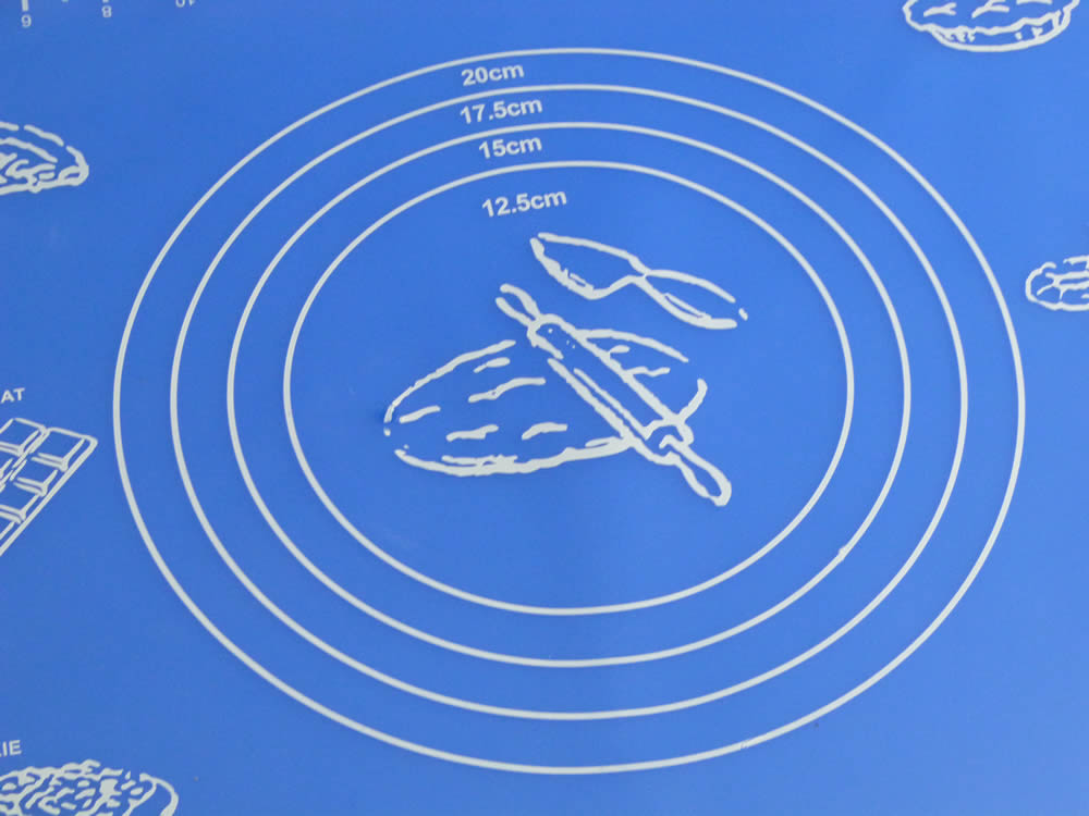 300 x 350mm Blue Silicone Pastry / Work Mat - Rolling / Fondant ...